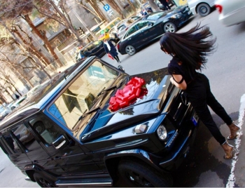 შორენა ბეგაშვილს მანქანა აჩუქეს | akhalitaoba.ge